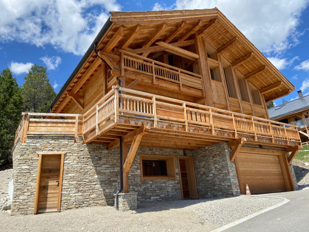 Un Séjour Personnalisé au Chalet de Luxe en Bois à Combloux Chalet ...